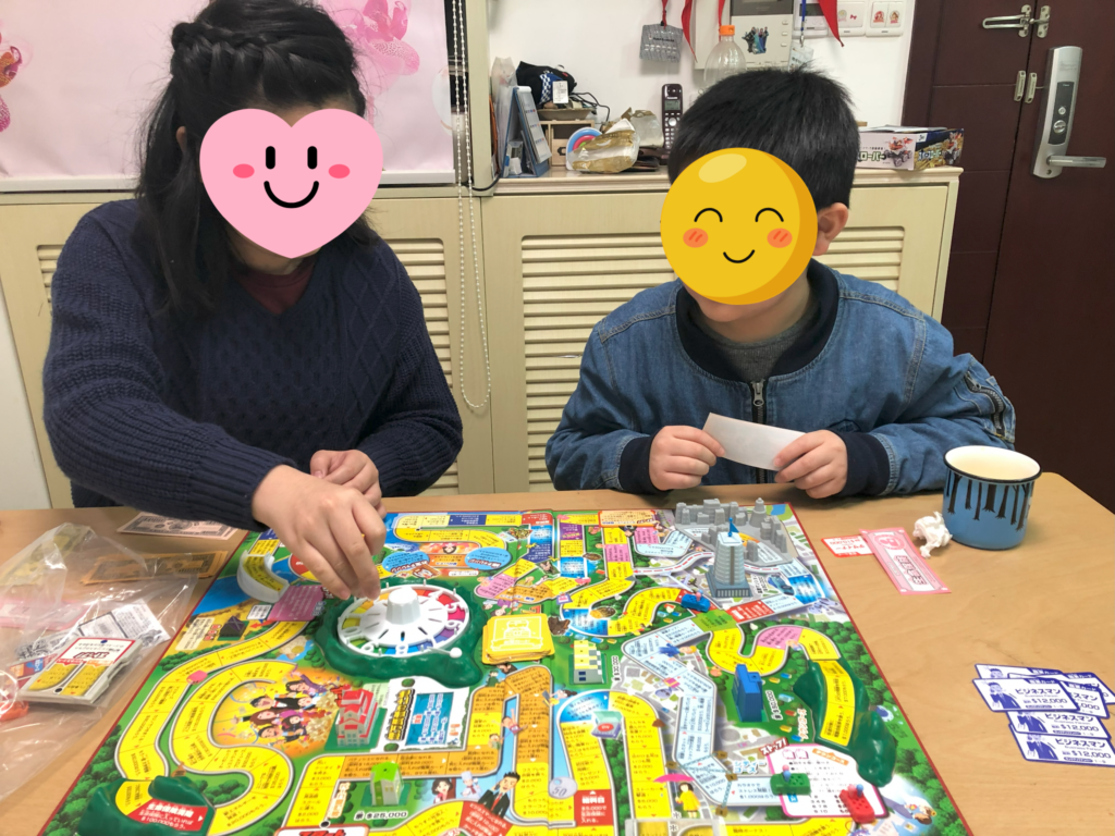 子どもの日本語が心配？日中ハーフのバイリンガル教育｜6つの実践法と体験談 - 海外ライフもhechala！